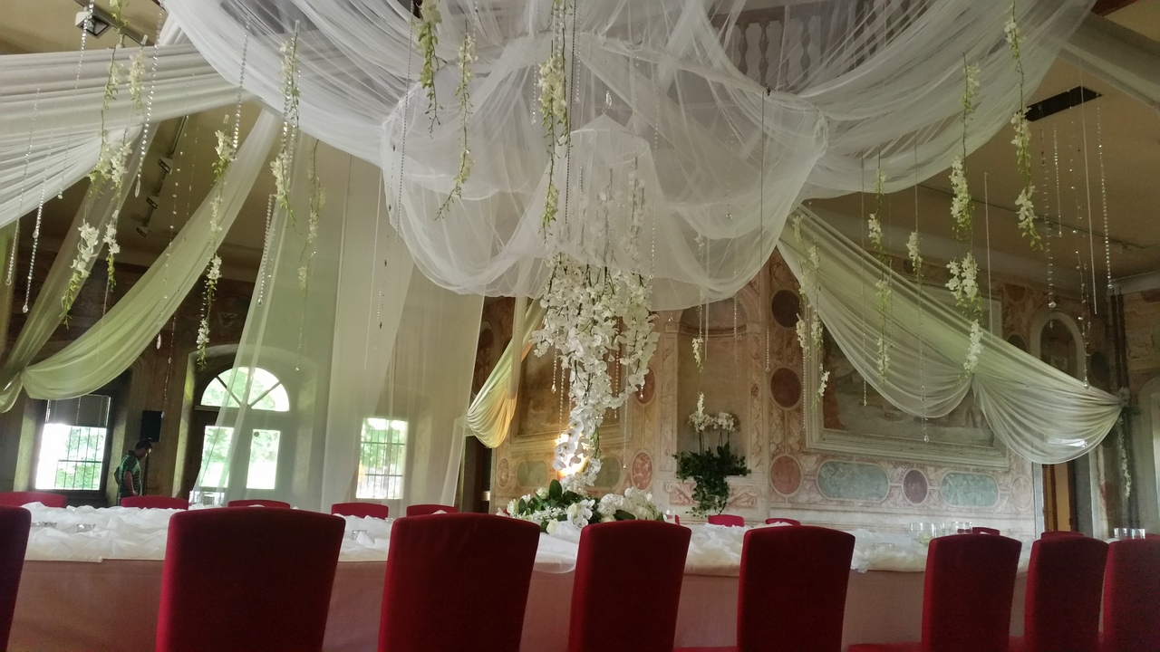 Decoration and bouquets - Gostilna pri Lojzetu - Dvorec Zemono