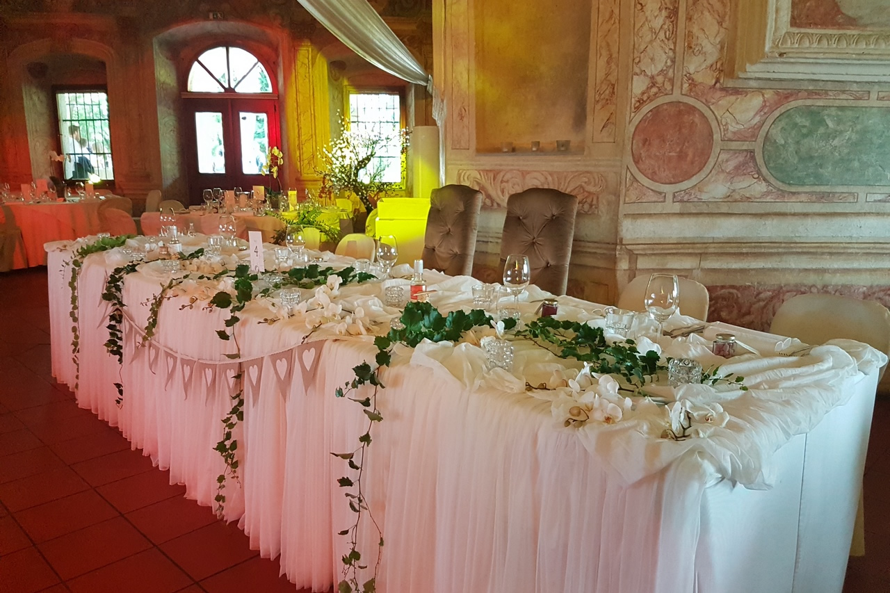 Decoration and bouquets - Gostilna pri Lojzetu - Dvorec Zemono